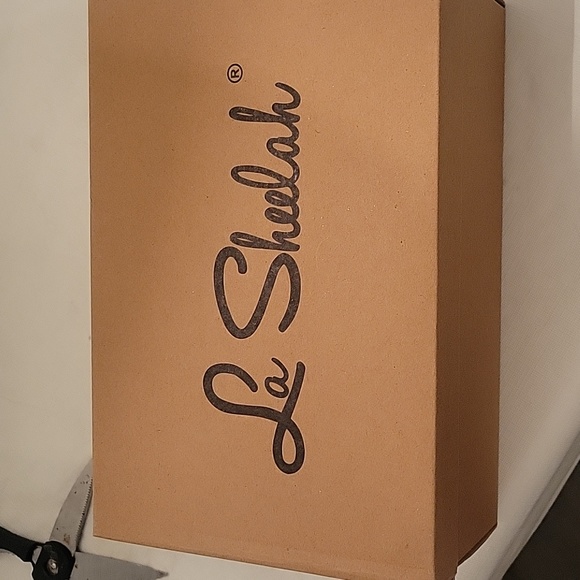 La Sheelah | Shoes | La Sheelah Sneakers | Poshmark